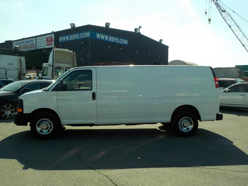 2011 Chevrolet Express 2500 Extended Cargo Van | Repo.com