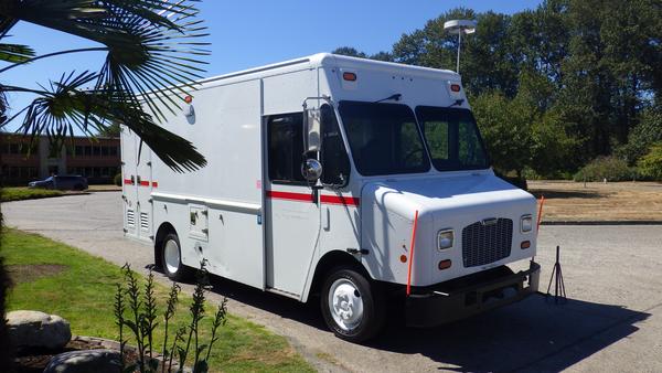 2015 Freightliner MT45 Cargo Step Van Diesel Dually | Repo.com