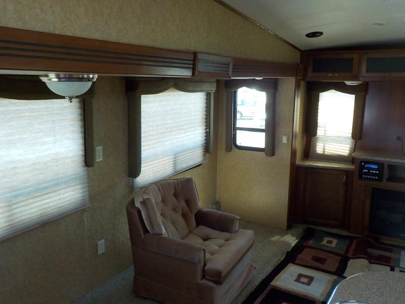 2013 Heartland Sundance 3270RES 32 Foot Fifth Wheel Trailer w/ 3 Slide ...