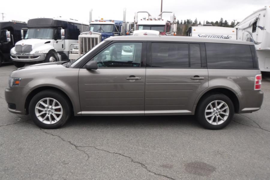 2014 Ford Flex SE FWD 3rd row seating | Repo.com